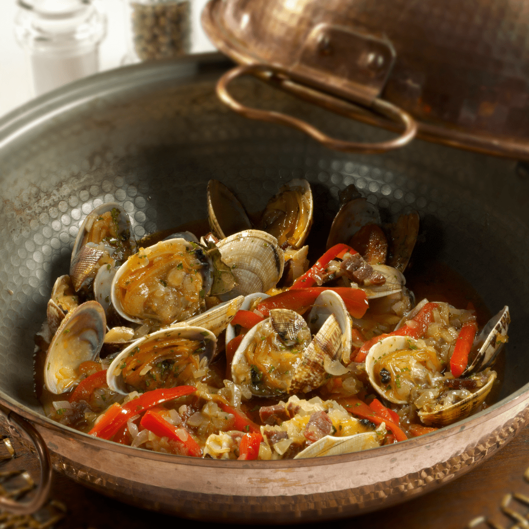 Market Tour & Cataplana Cooking Class in Lagos I Food Experiences