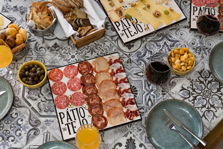 Lisbon Private horseback riding & picnic | Portugal Farm Experiences